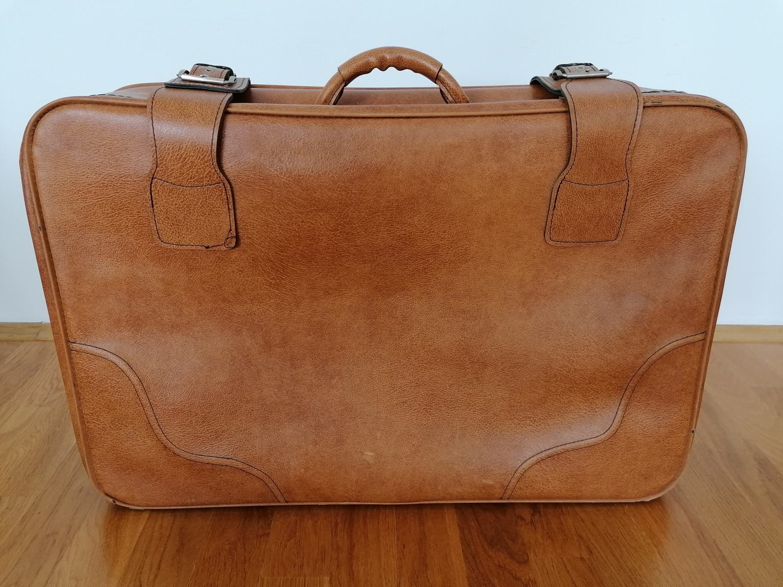 Putni kožni kofer retro