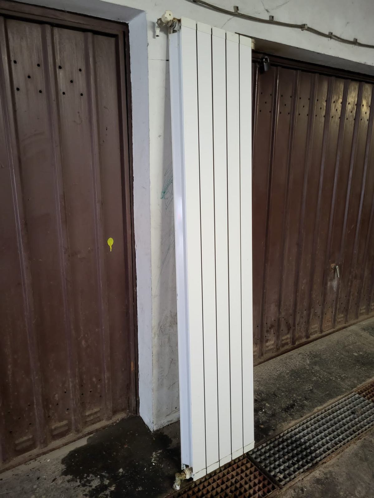 LIPOVICA VERTIKALNI RADIJATOR 200 cm