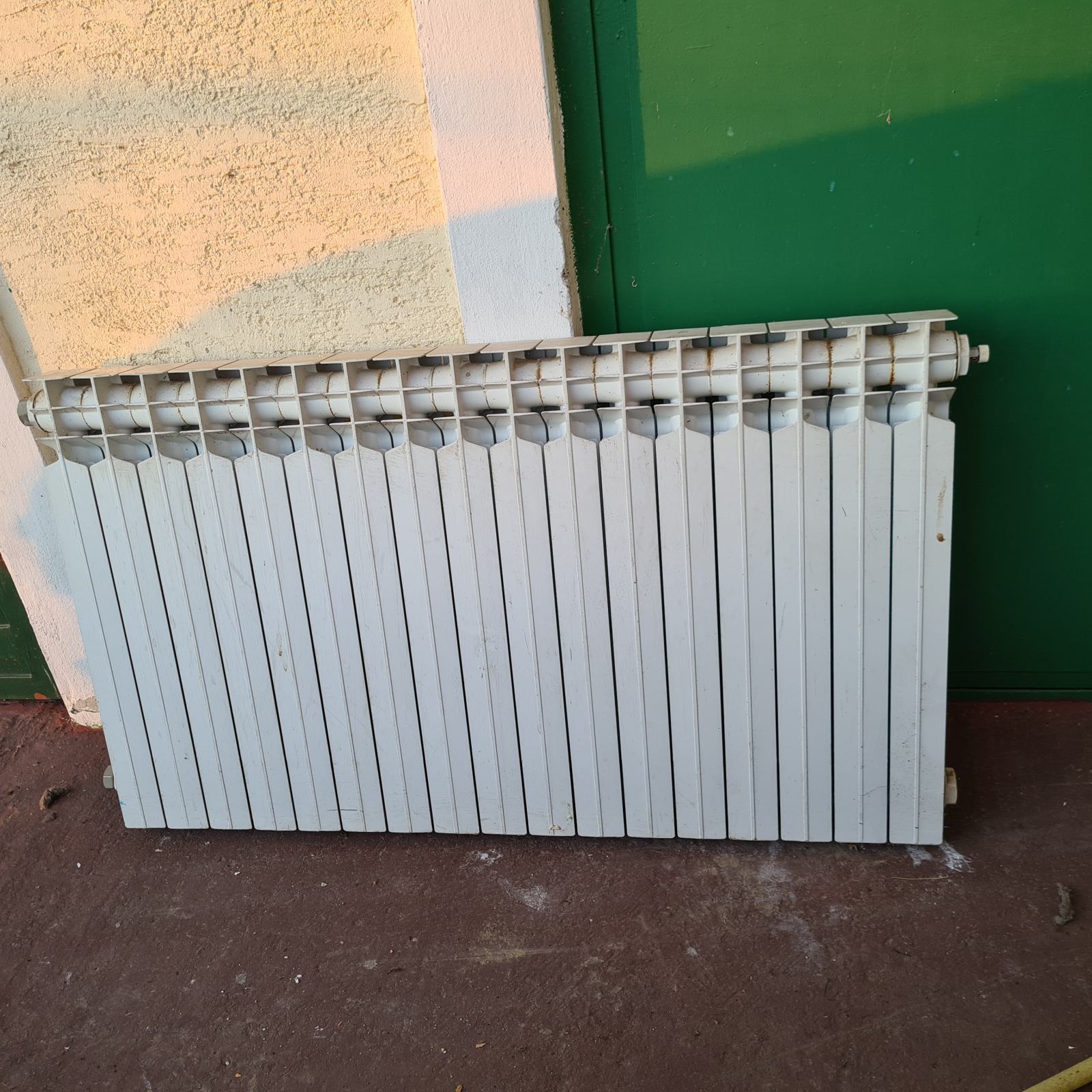 Radijatori lipovica 60 cm