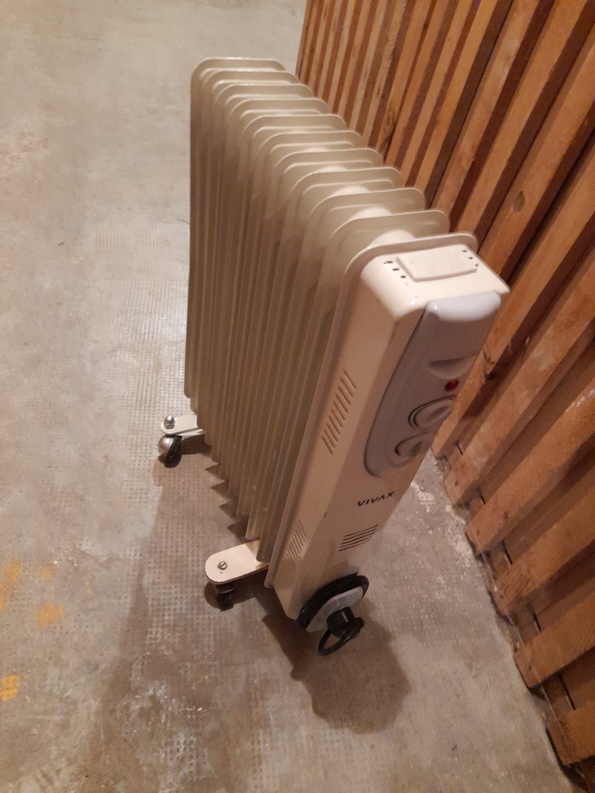 Vivax radijator uljni 2500W