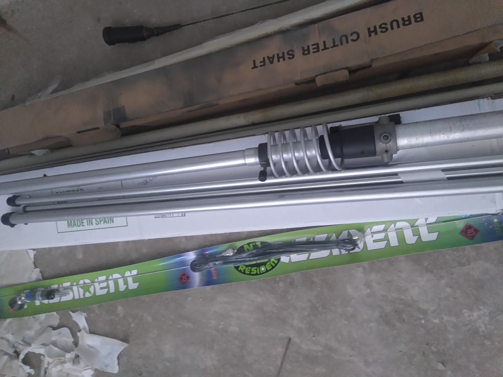 Cb antena stacionarna