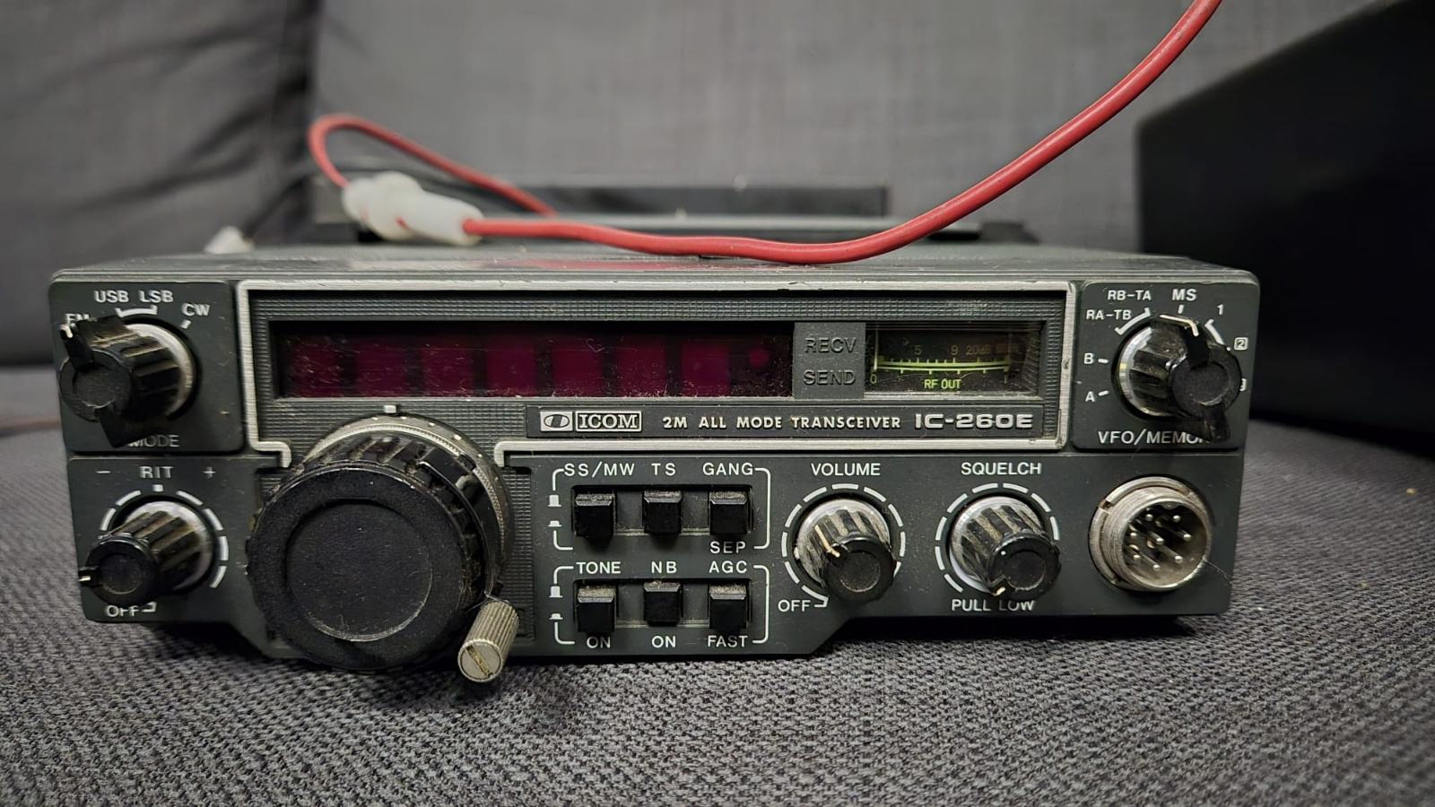 ICOM ic 260-e
