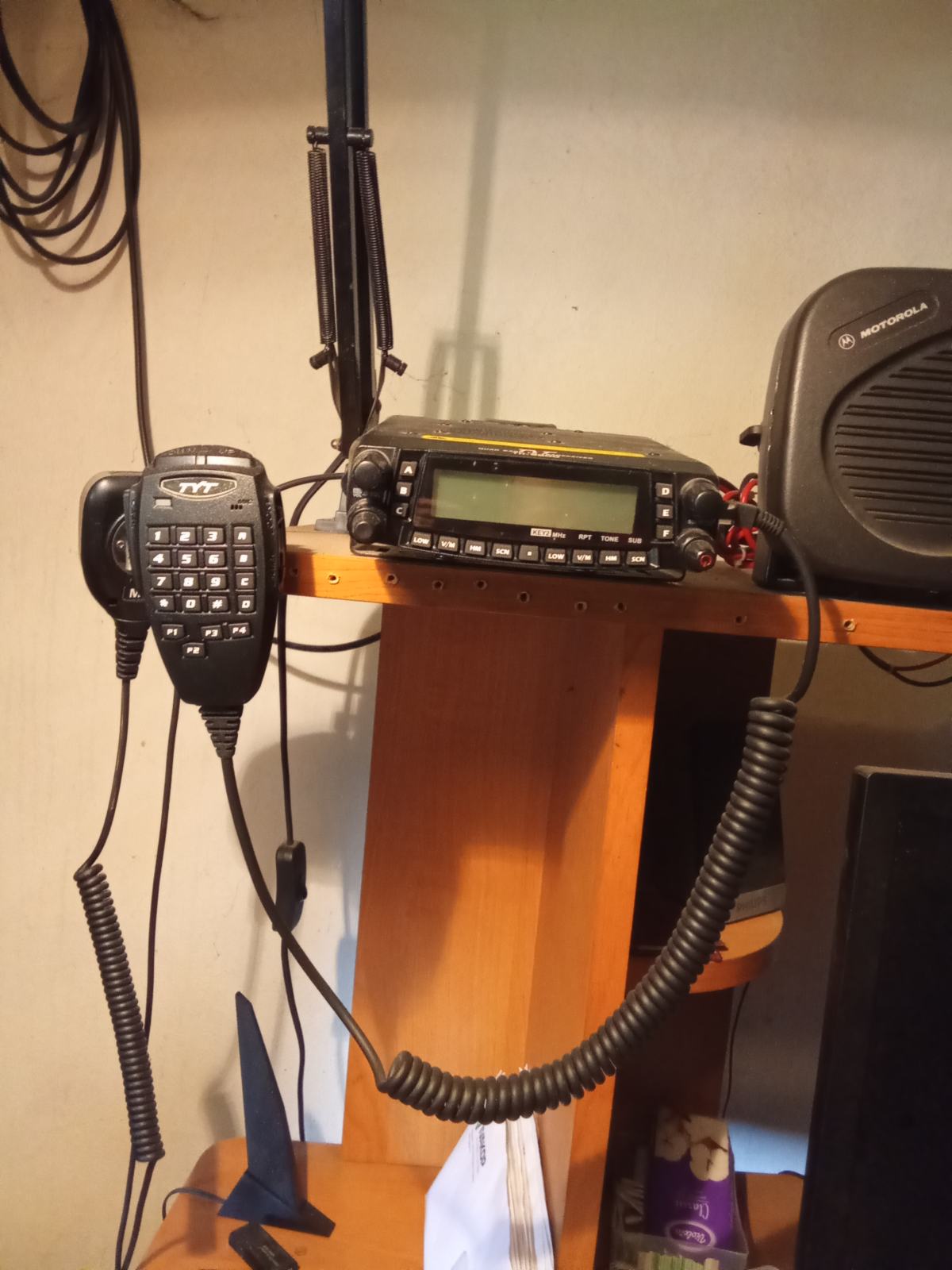 TYT TH-9800 QUAD BAND RADIO STANICA