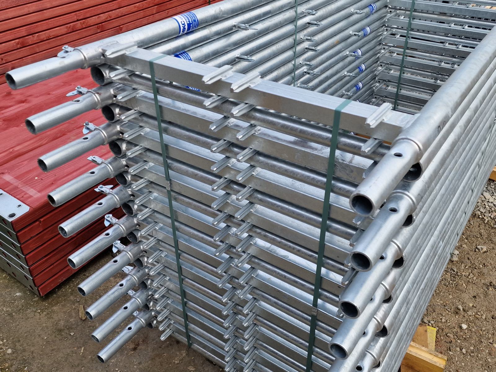 H SKELA POCINČANA NOVA 400m2