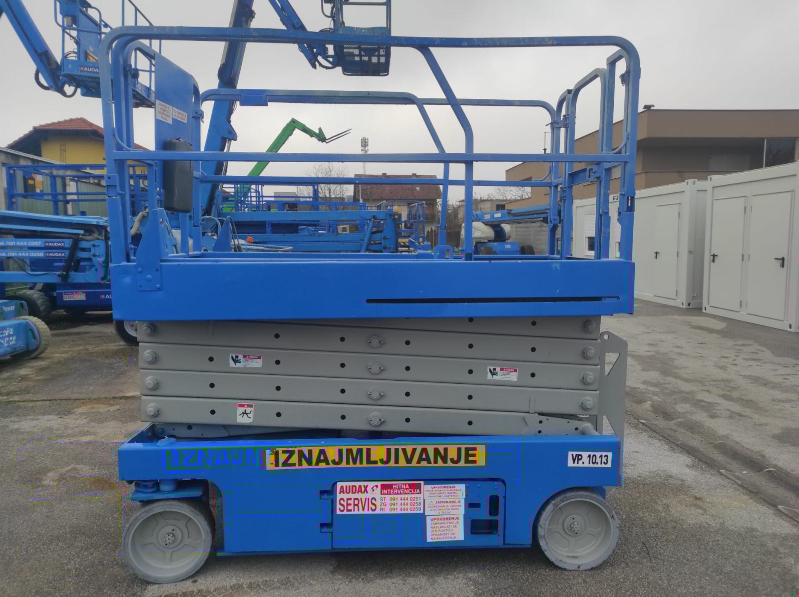 VERTIKALNA ŠKARASTA ELEKTRIČNA PLATFORMA JLG 2646ES, 12M RADNE VISINE