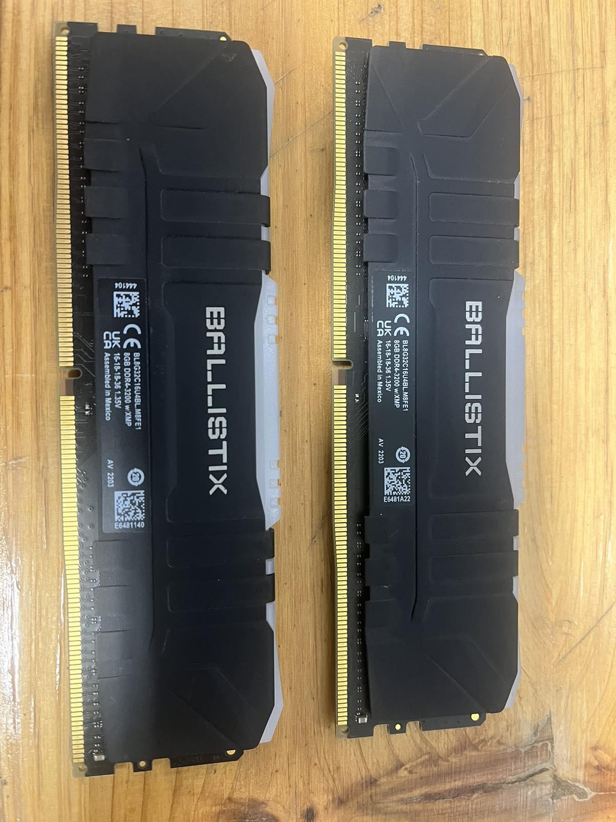 16GB DDR4-3200 CL16 Crucial Ballistix