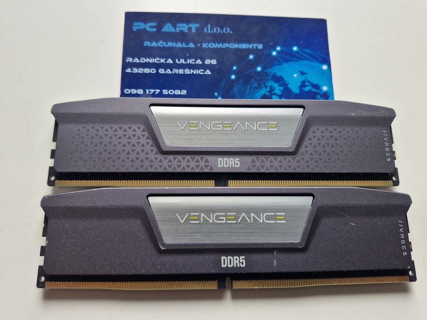 Corsair Vengeance 64GB PC5 DDR5 5200MT/s - Račun / R1 / Jamstvo
