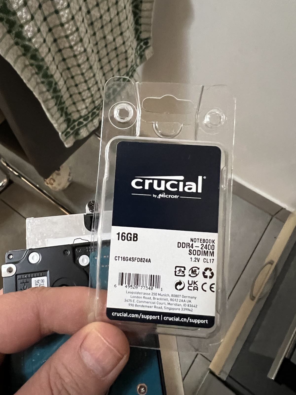 Crucial SODIMM DDR4-2400