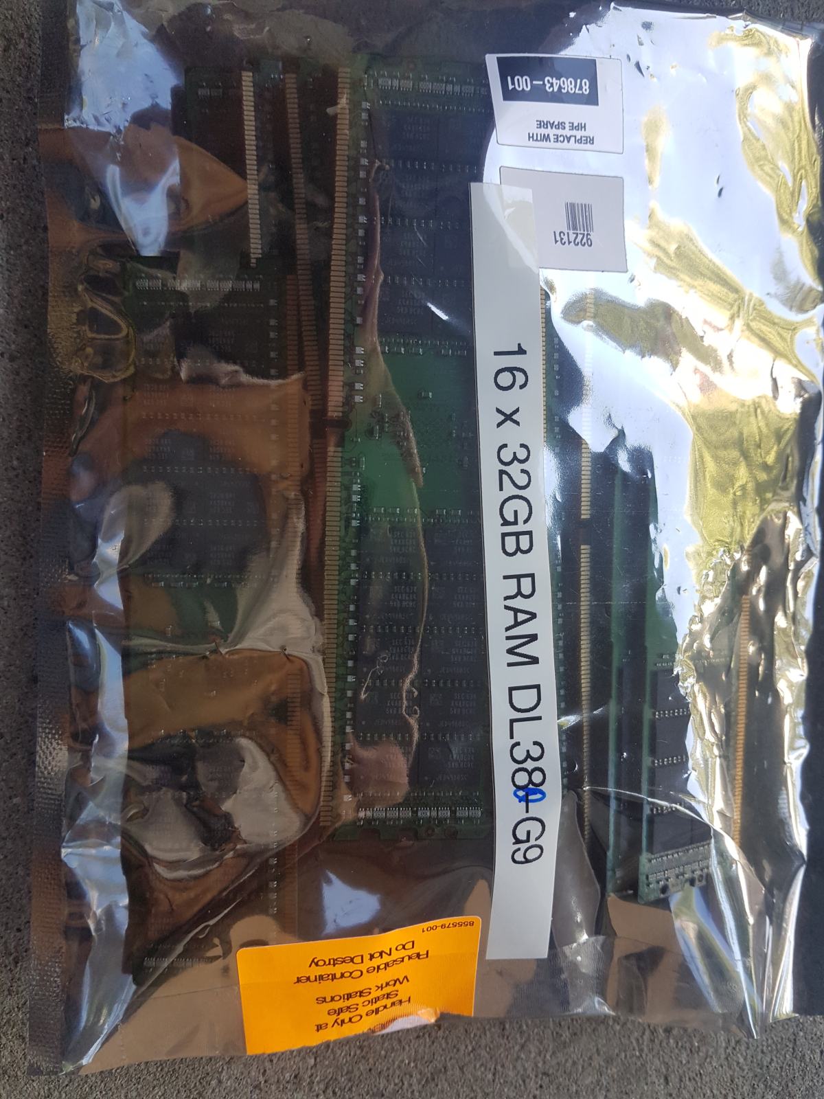 ECC DDR4 RAM 16GB,32GB vise komada Swiss