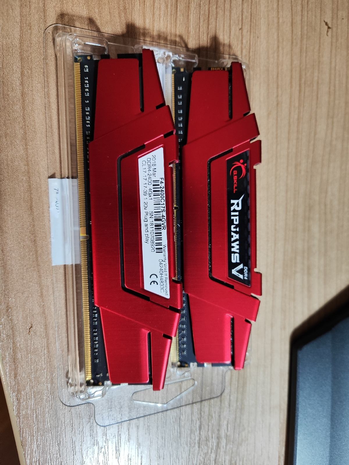 G.SKILL RIPJAWS DDR4 8GB (2x4Gb)