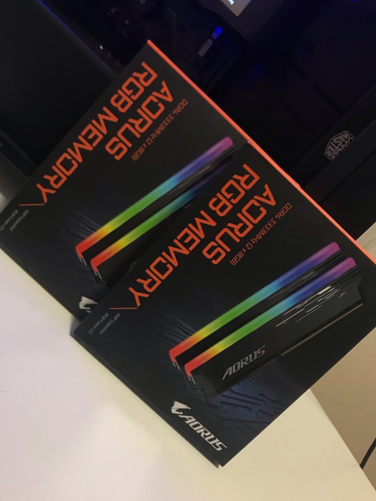 Gigabyte Aorus RGB RAM 32GB (4x8) 3300 MHz