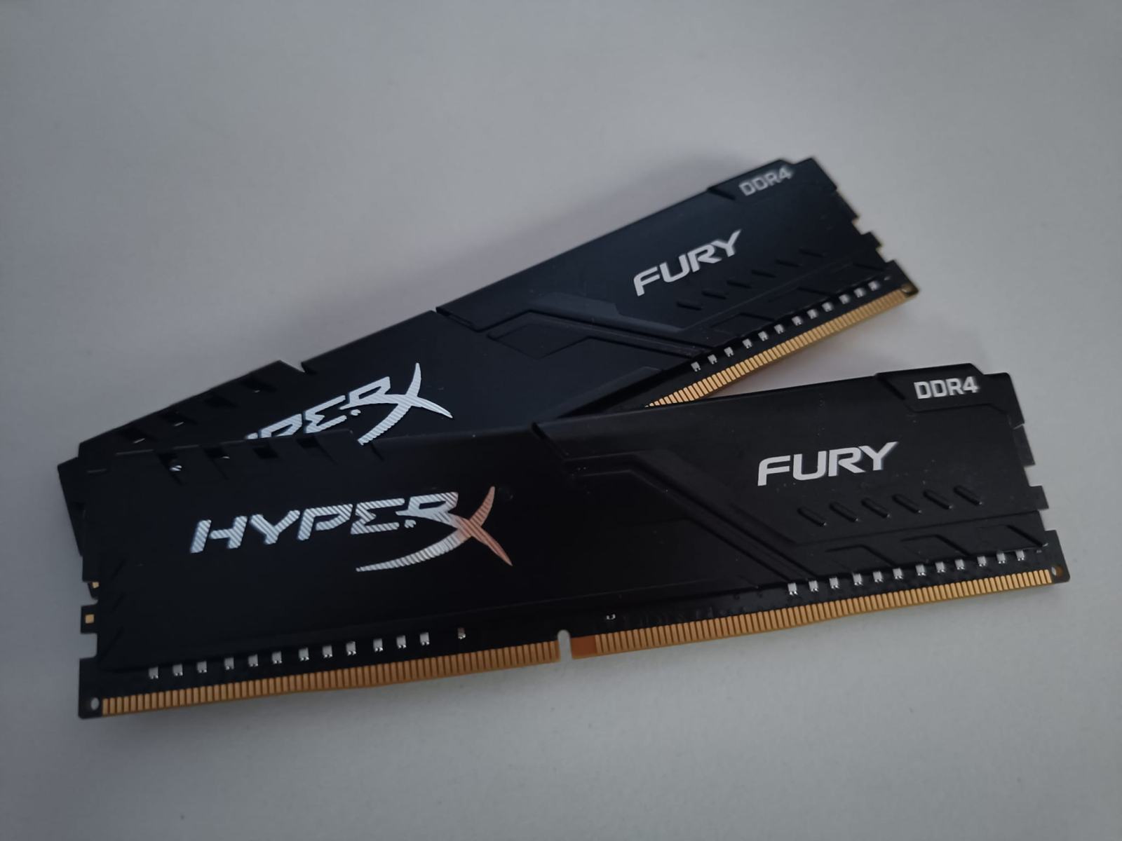 Kingston Fury 8GB (2x4 dual) DDR4-2400