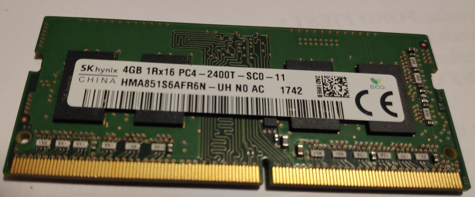 Modul 4 GB DDR4 2400MHz SK hynix za laptop