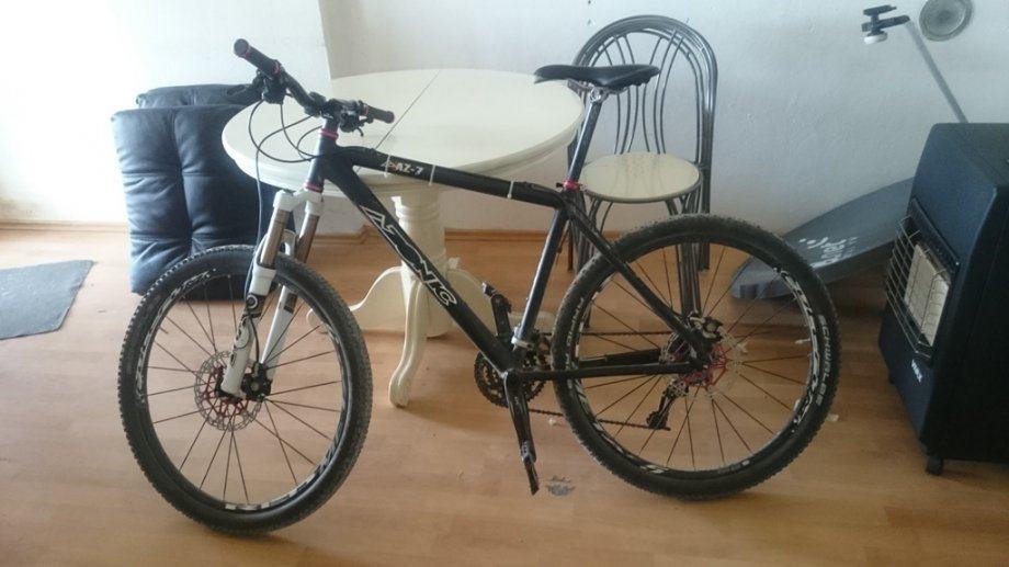Azonic AZ-7 XC Hardtail - 16.5 S/M - 1200g