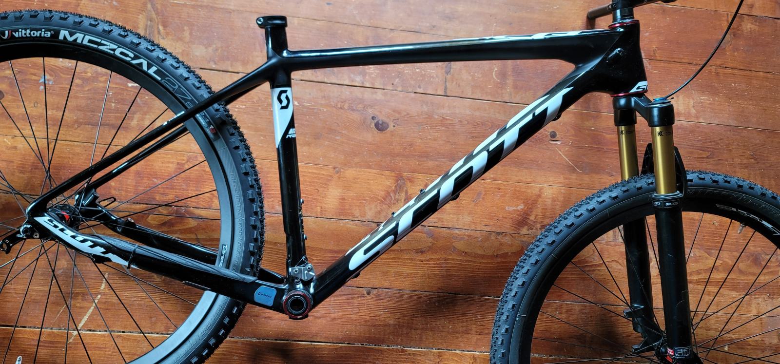 Scott Scale 700 Premium L Carbon 27,5