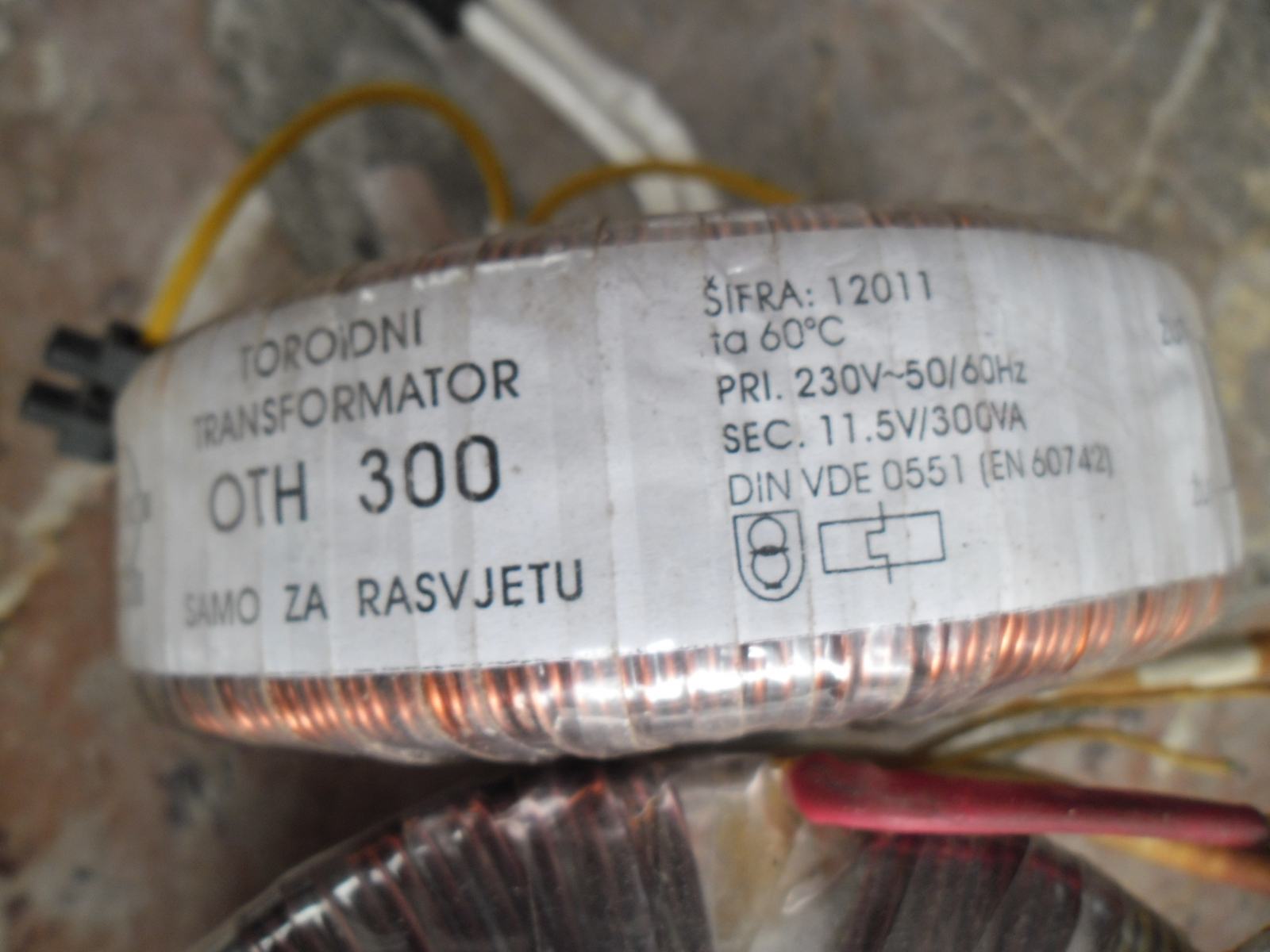 Toroidni transformator 300VA