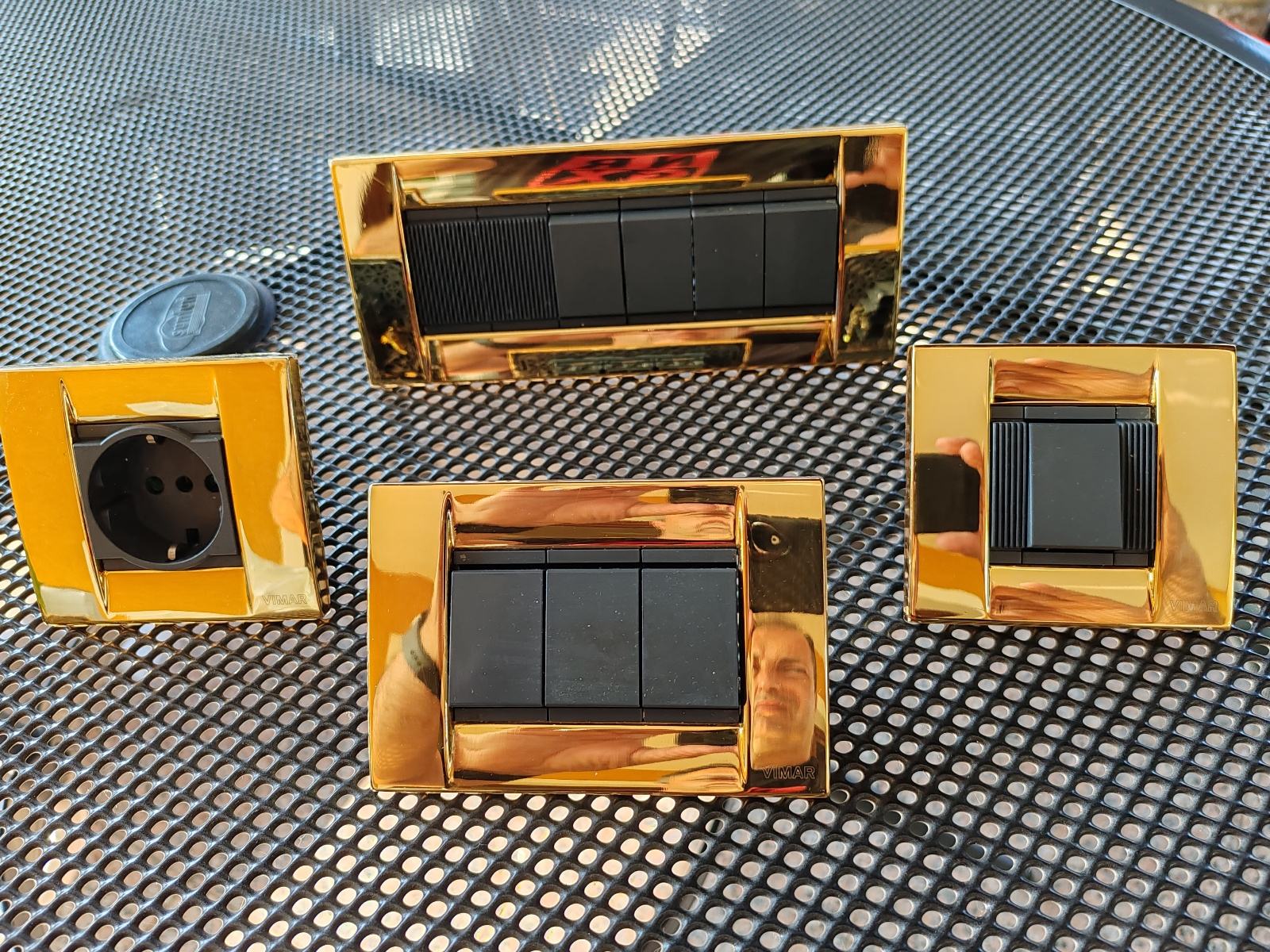 VIMAR zidni prekidači i utičnice