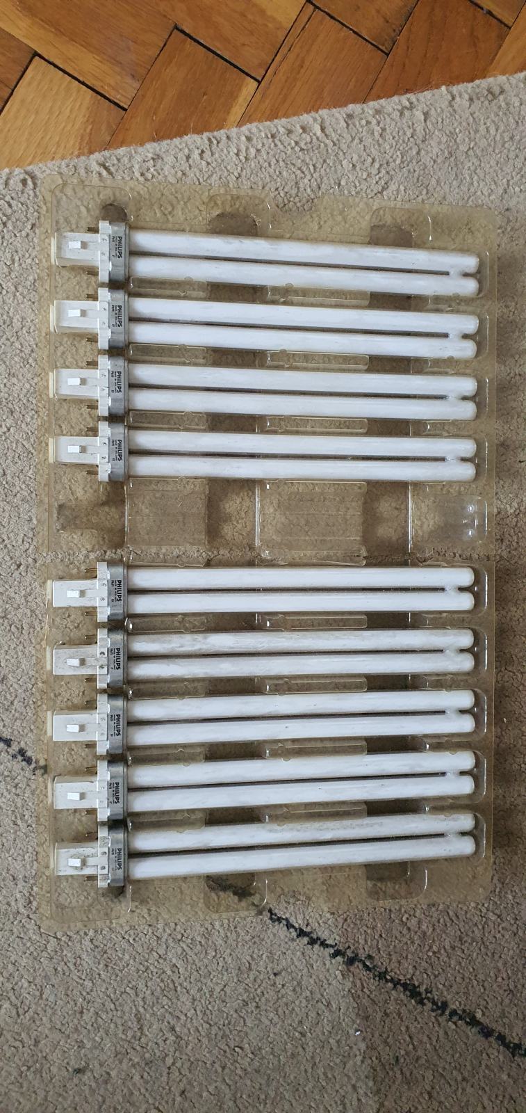 Male neonke Philips PL-11