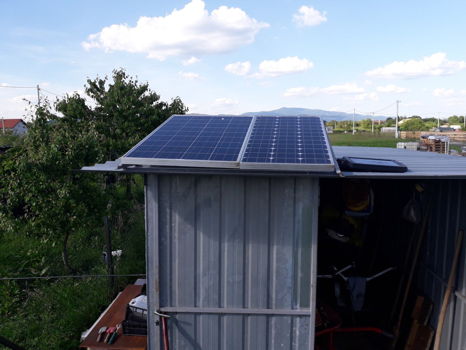 Solarni paneli