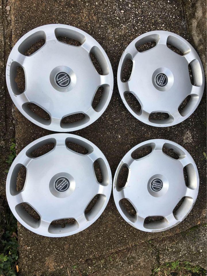 15” Volvo ratkape