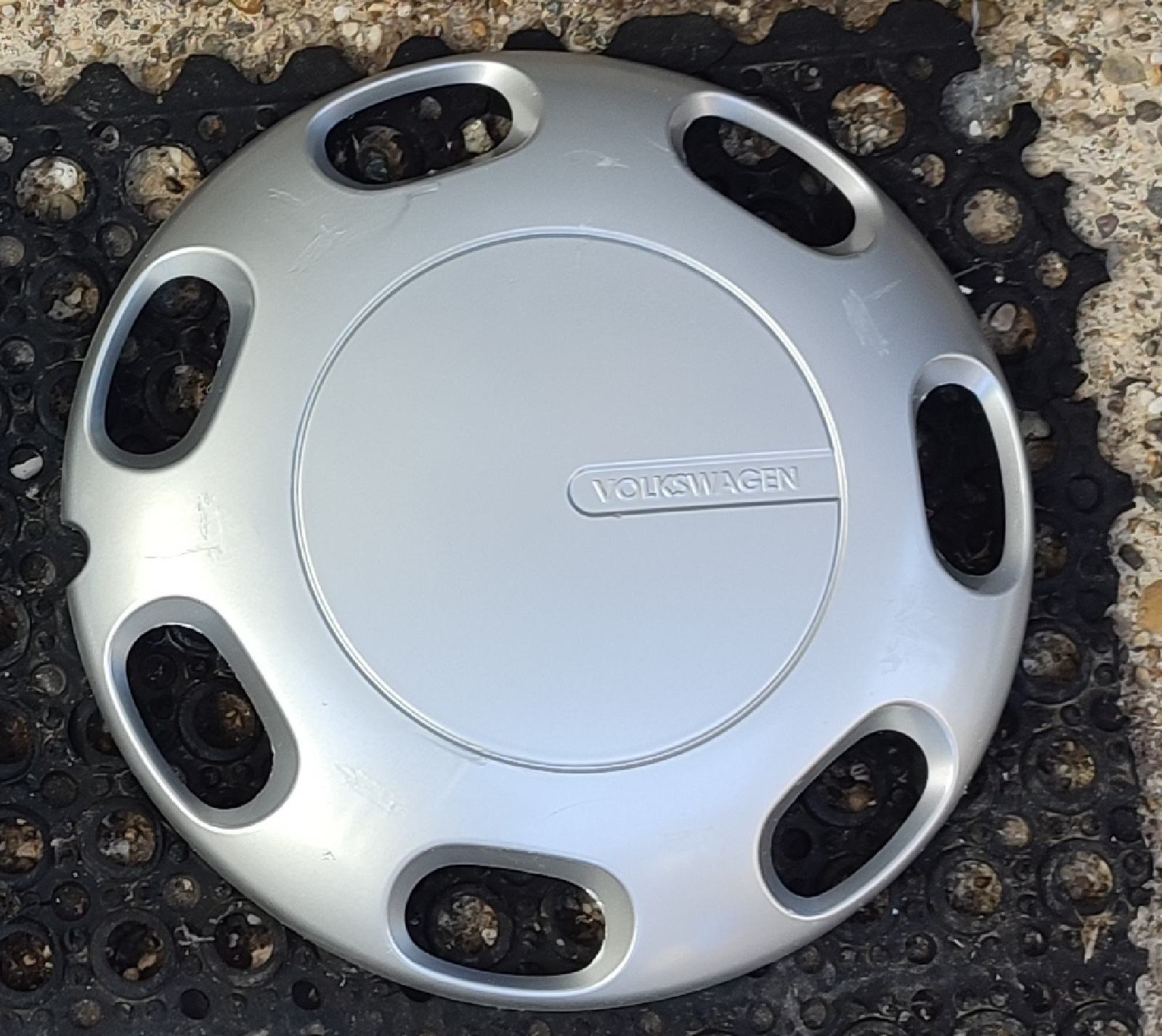 Ratkape 14 orginal VOLKSWAGEN rijetkost RETRO ( Ka Nove )