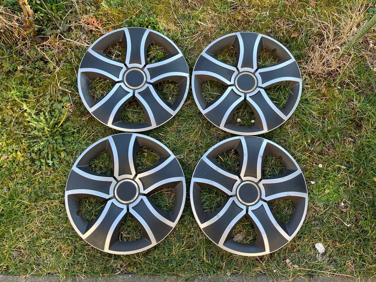 Ratkape 16 za razne automobile