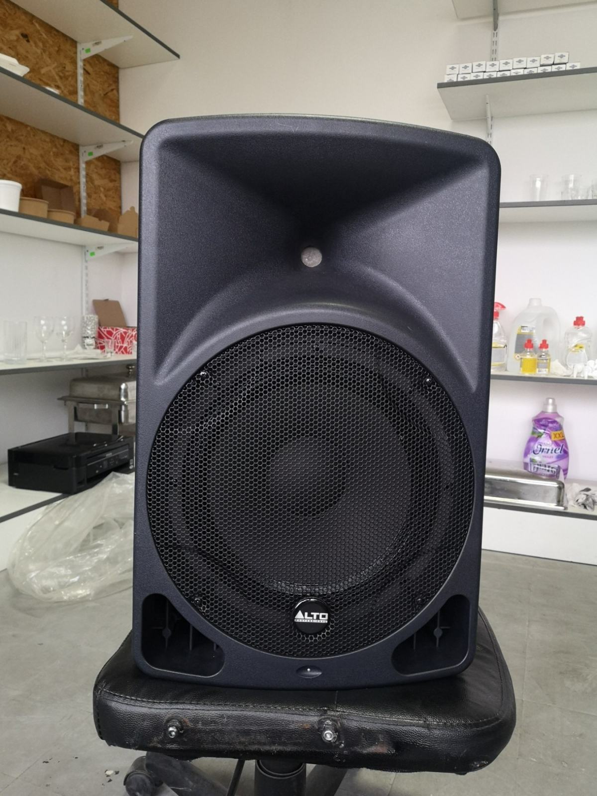 Aktivni zvučnici Alto tx12 i mikseta Yamaha MG82cx