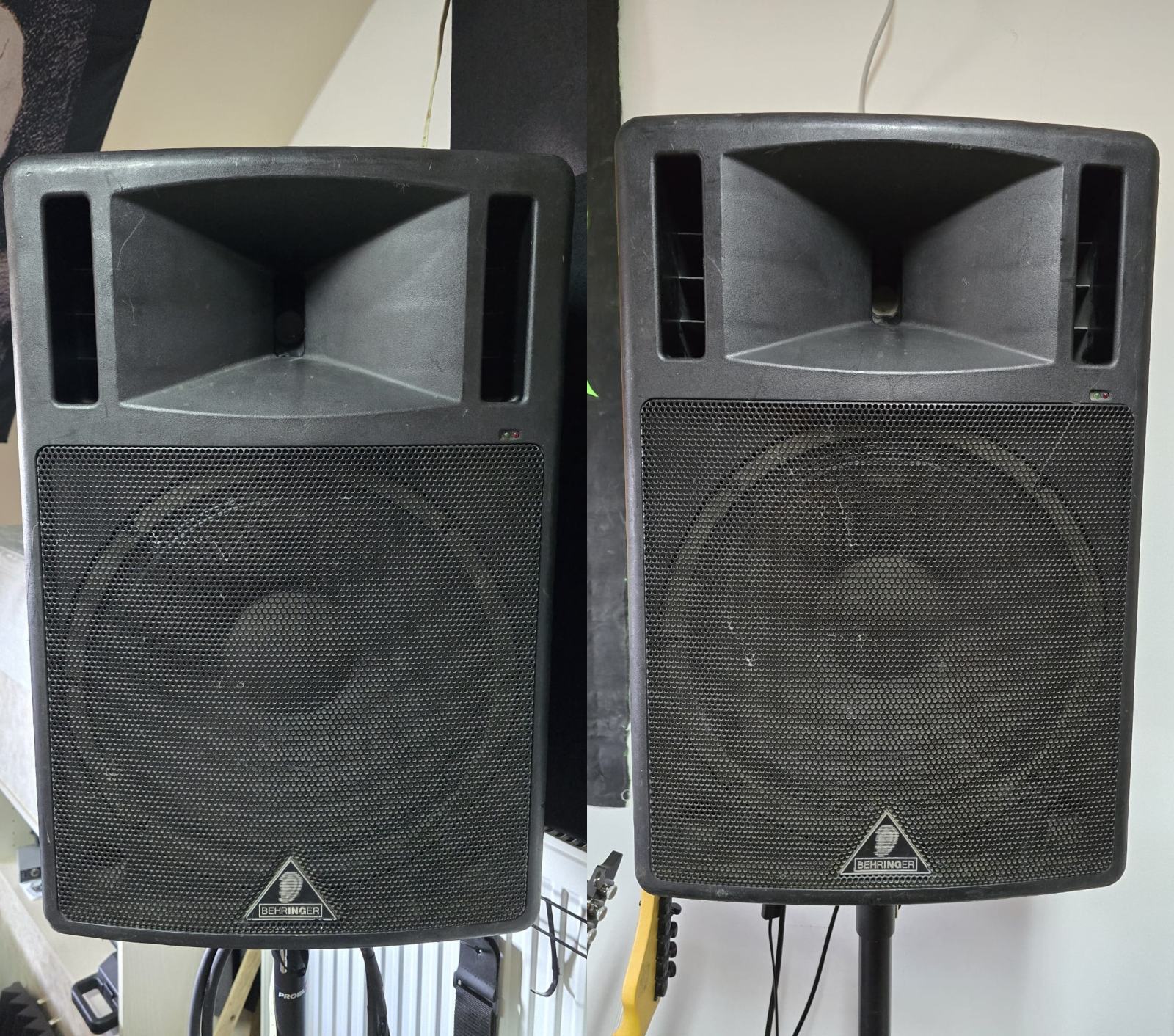 Behringer Ultrawave B300 (2 komada)