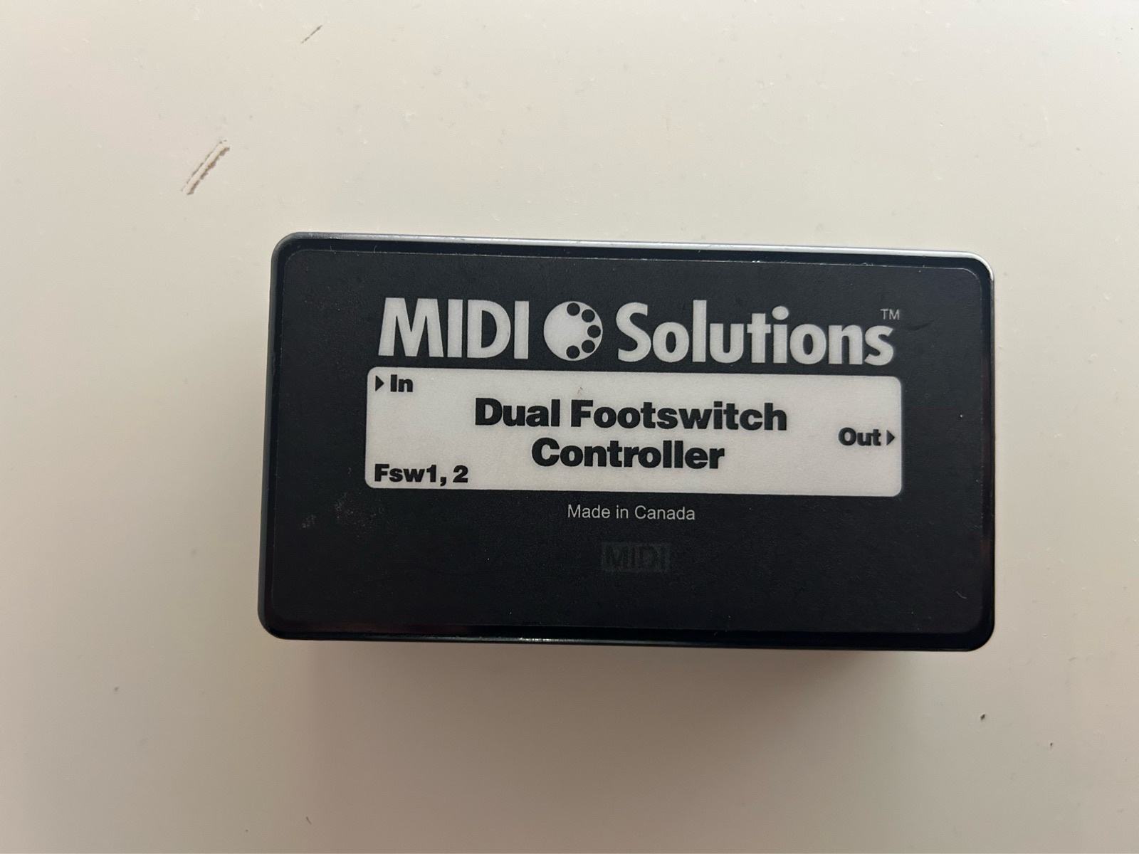 Midi Solutions - Dual footswitch controller