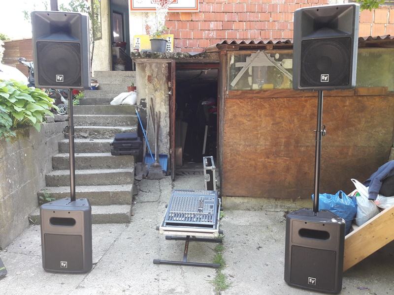 Razglas,aktivna Yamaha EMX 5000-12, EV sx300, EV SB 122 i