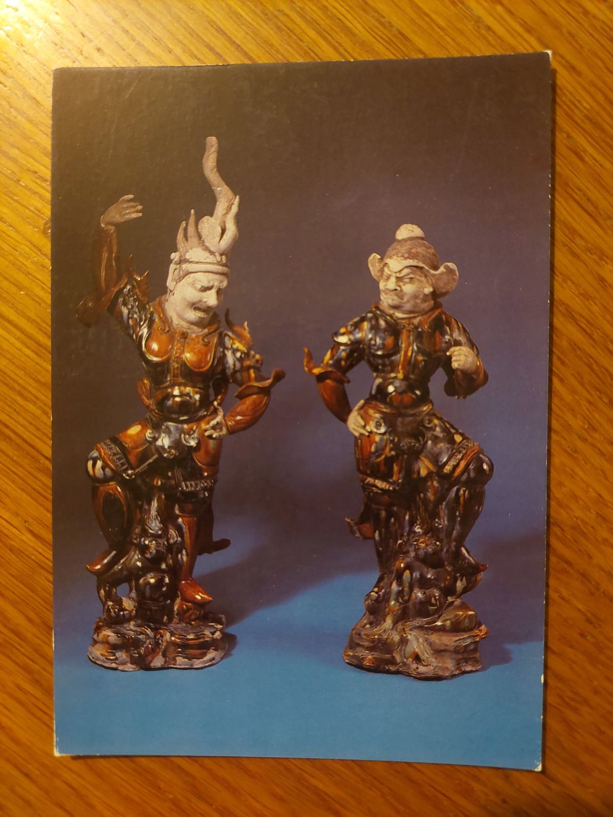 Drevna kineska kultura - Dvije figure nebeskih vojskovođa...