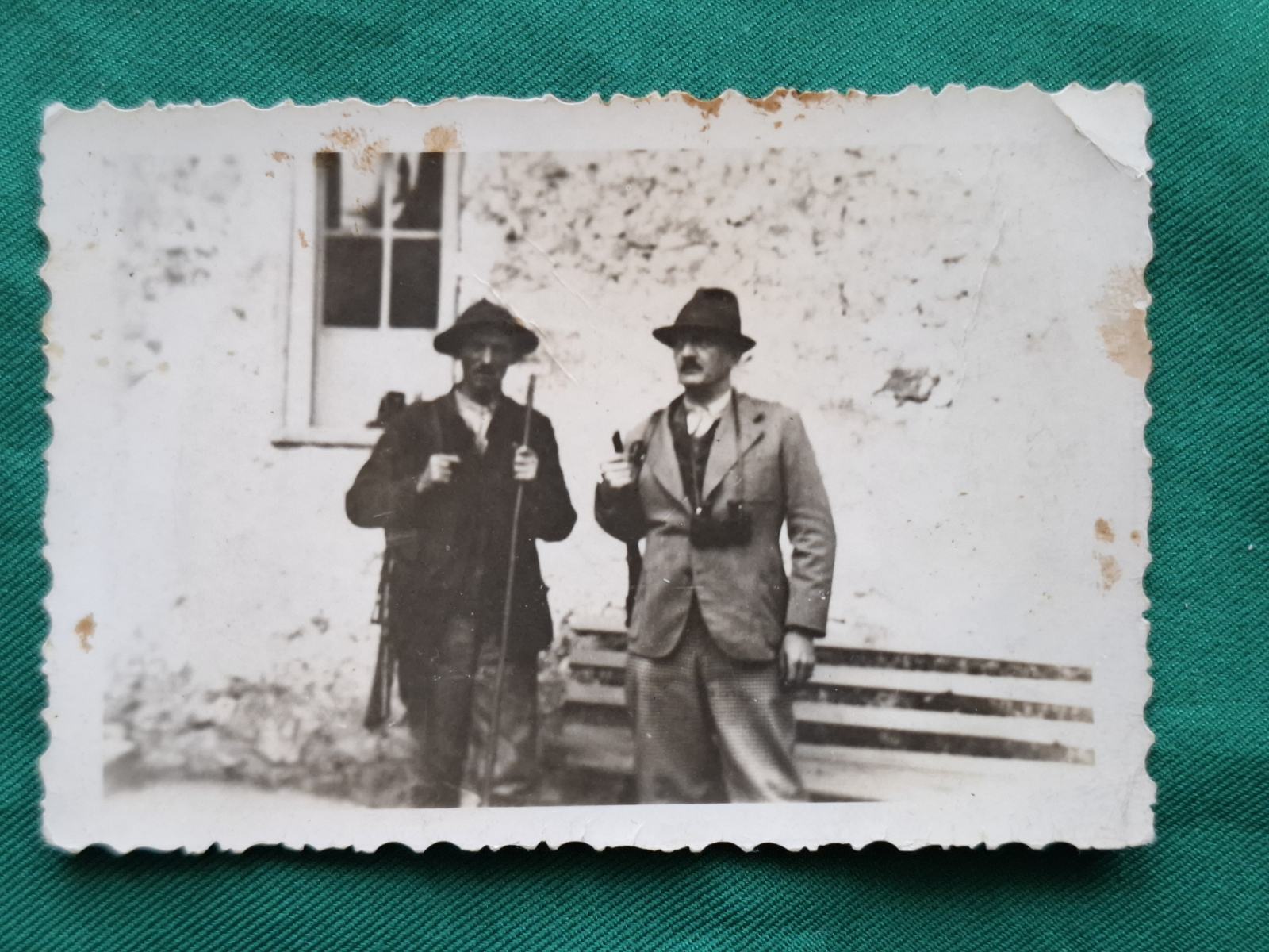 Fotografija. Poglavnik Ante Pavelić u lovu. Mob