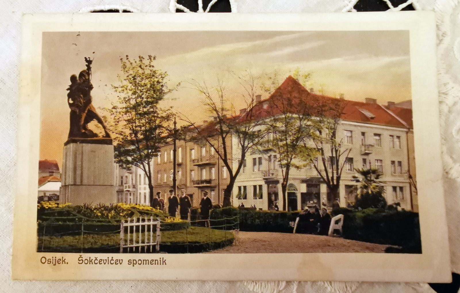 Razglednica Osijek - Šokčićev spomenik