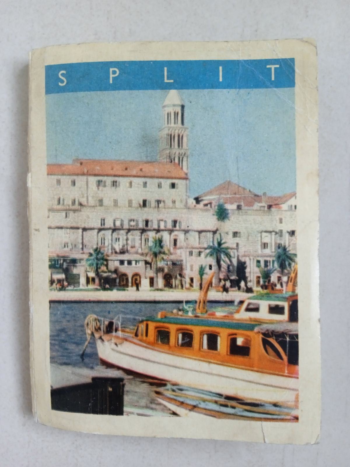 Split 12 mini razglednica (komplet)