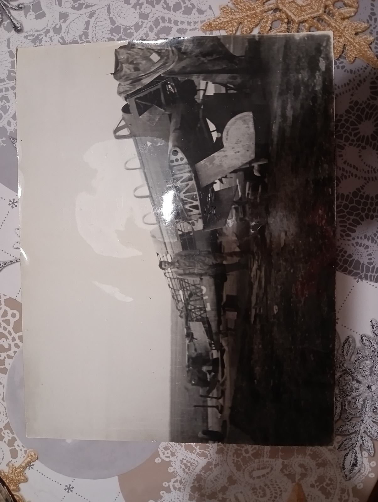 Velika stara fotografija avion i pilot