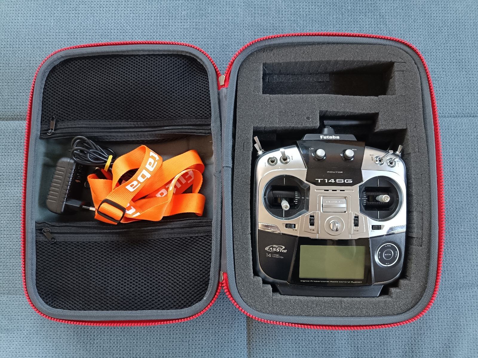 Futaba T14SG + R2006GS prijemnik – 2.4GHz FASSTest/S-FHSS – komplet