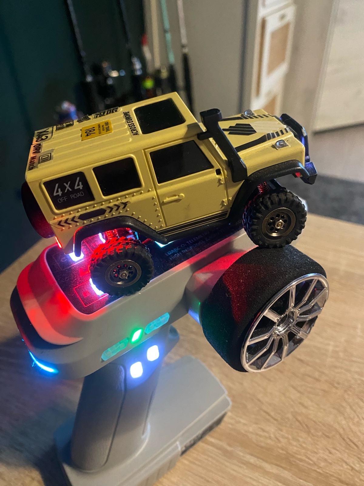 Micro Rc crawler 1:43