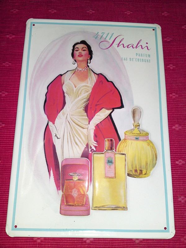 METALNA REKLAMA 1 - ZA ŽENSKI PARFEM