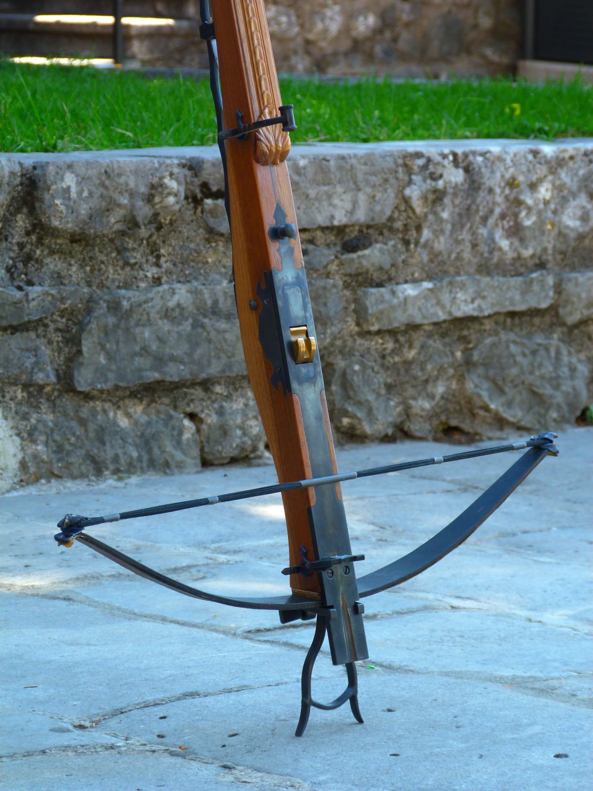 Samostrel srednjevjekovni (replika) *ručni rad*