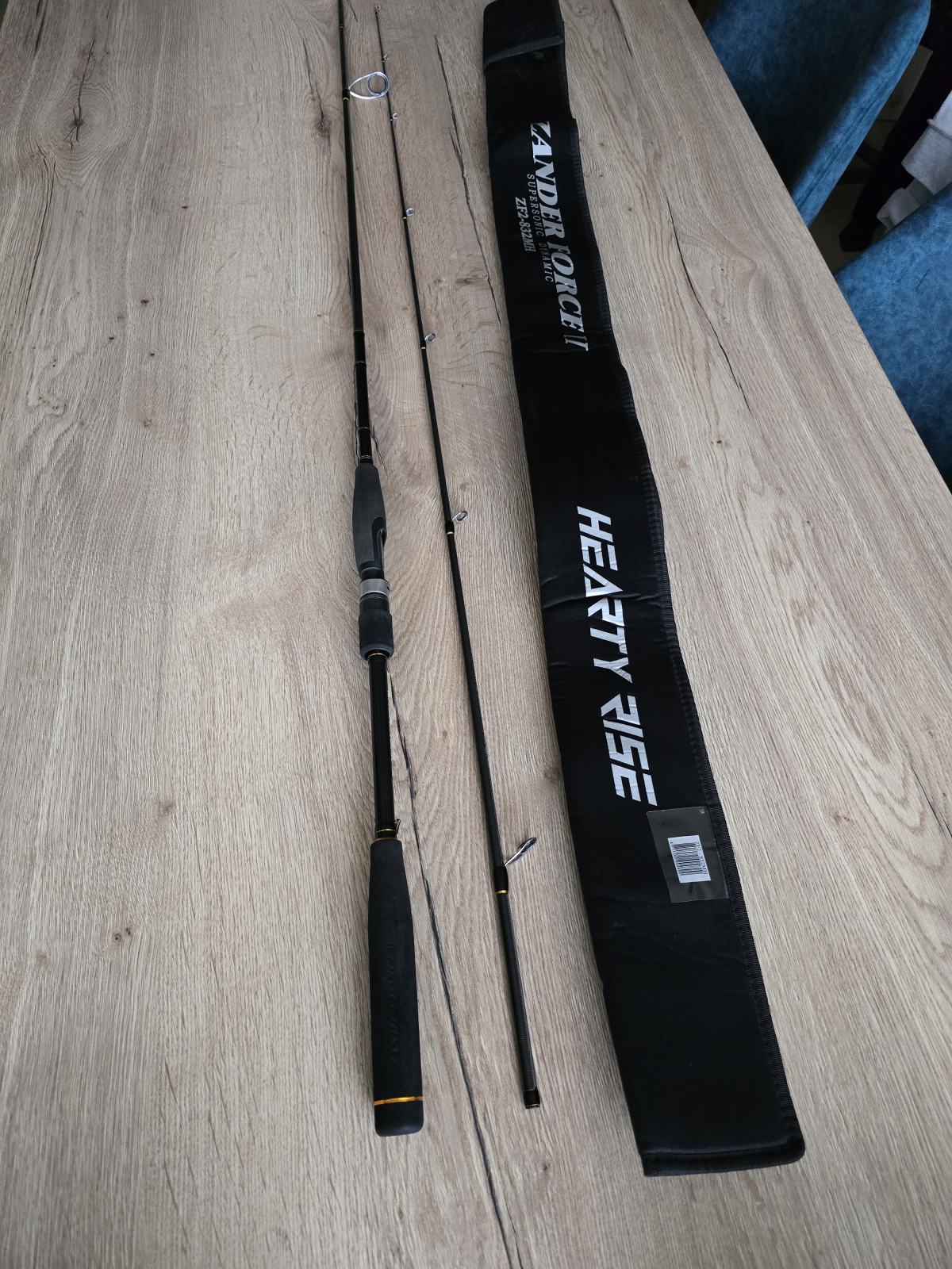 HEARTY RISE Zander Force II 251cm 7-32g 832MH