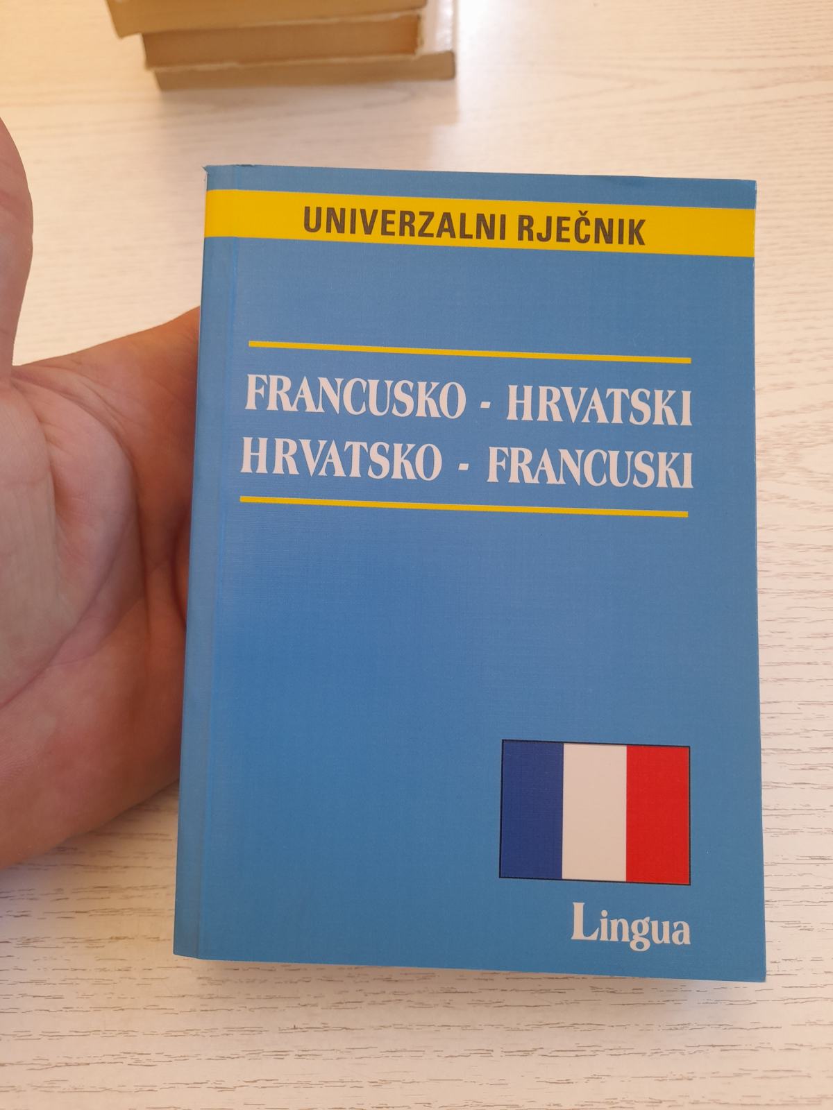 Univerzalni rječnik-Francusko-hrvatski i hrvatsko-francuski (2004.)