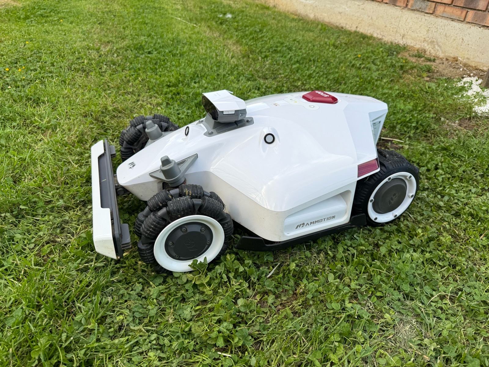 Luba 2 AWD 5000 robotska kosilica, KAO NOVA