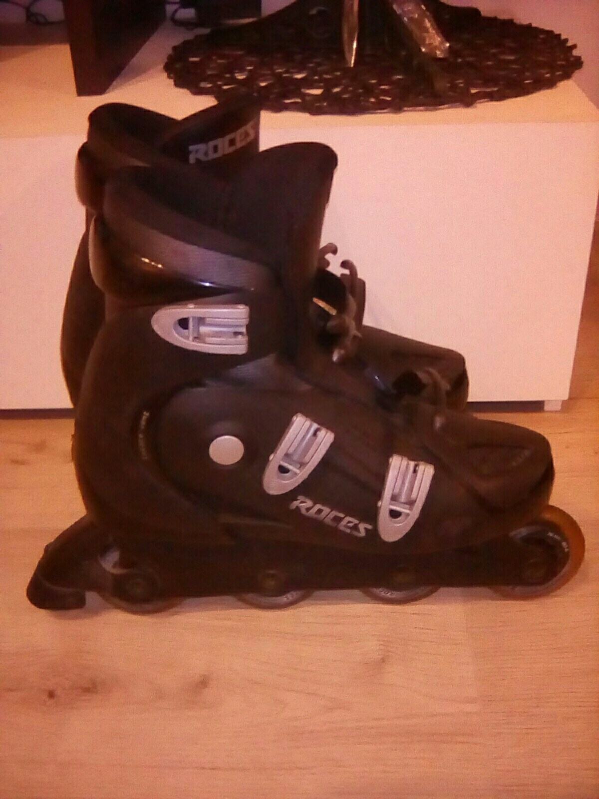 Prodajem ROCES muške role br 43