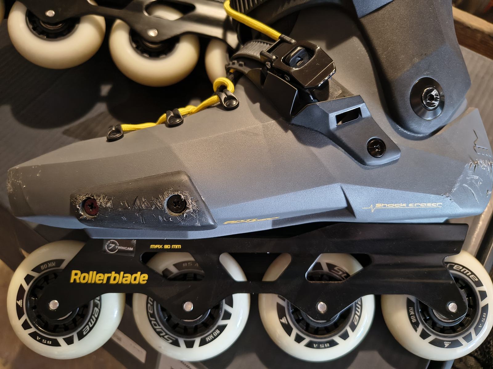 ROLlERBLADE TWISTER EDGE