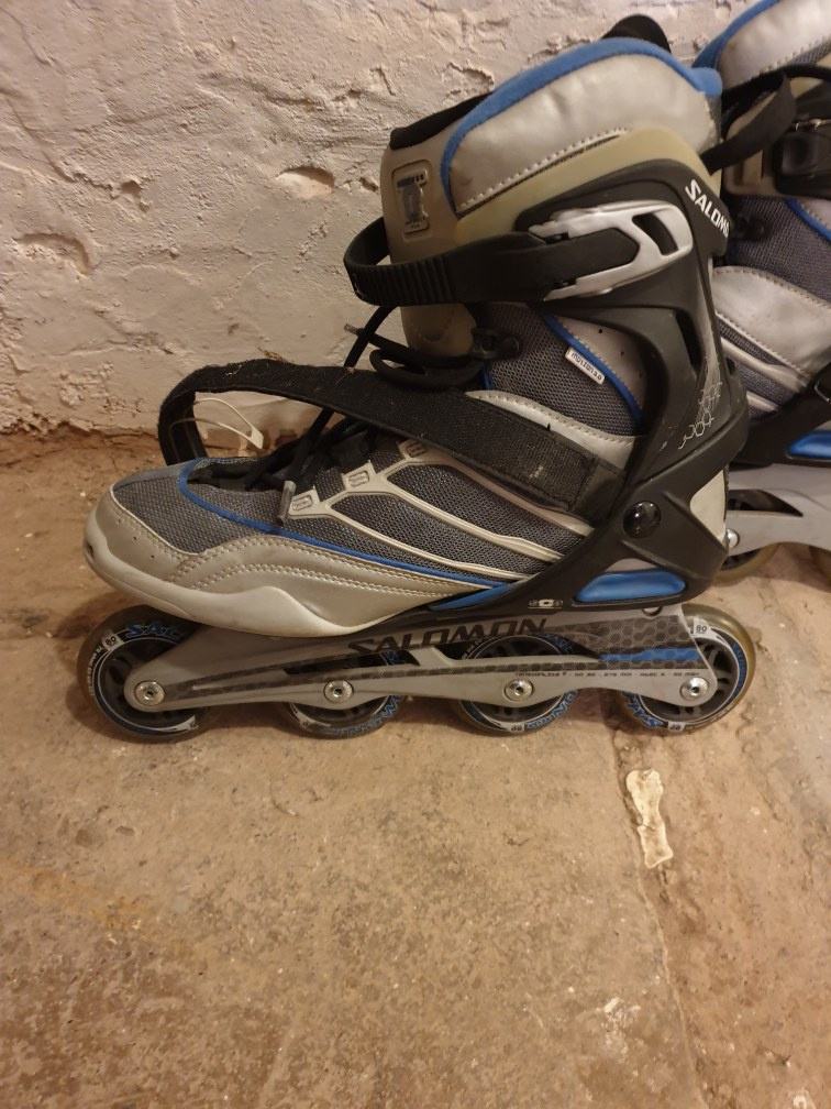 SALOMON ROLE BROJ 44,ABEC 5