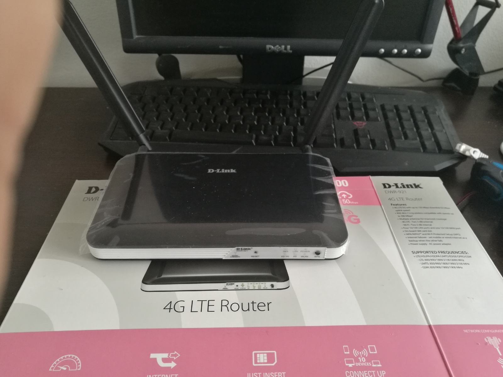 4G LTE Router sim card D-link DWR - 921 (novi u chipoteci 800kn)