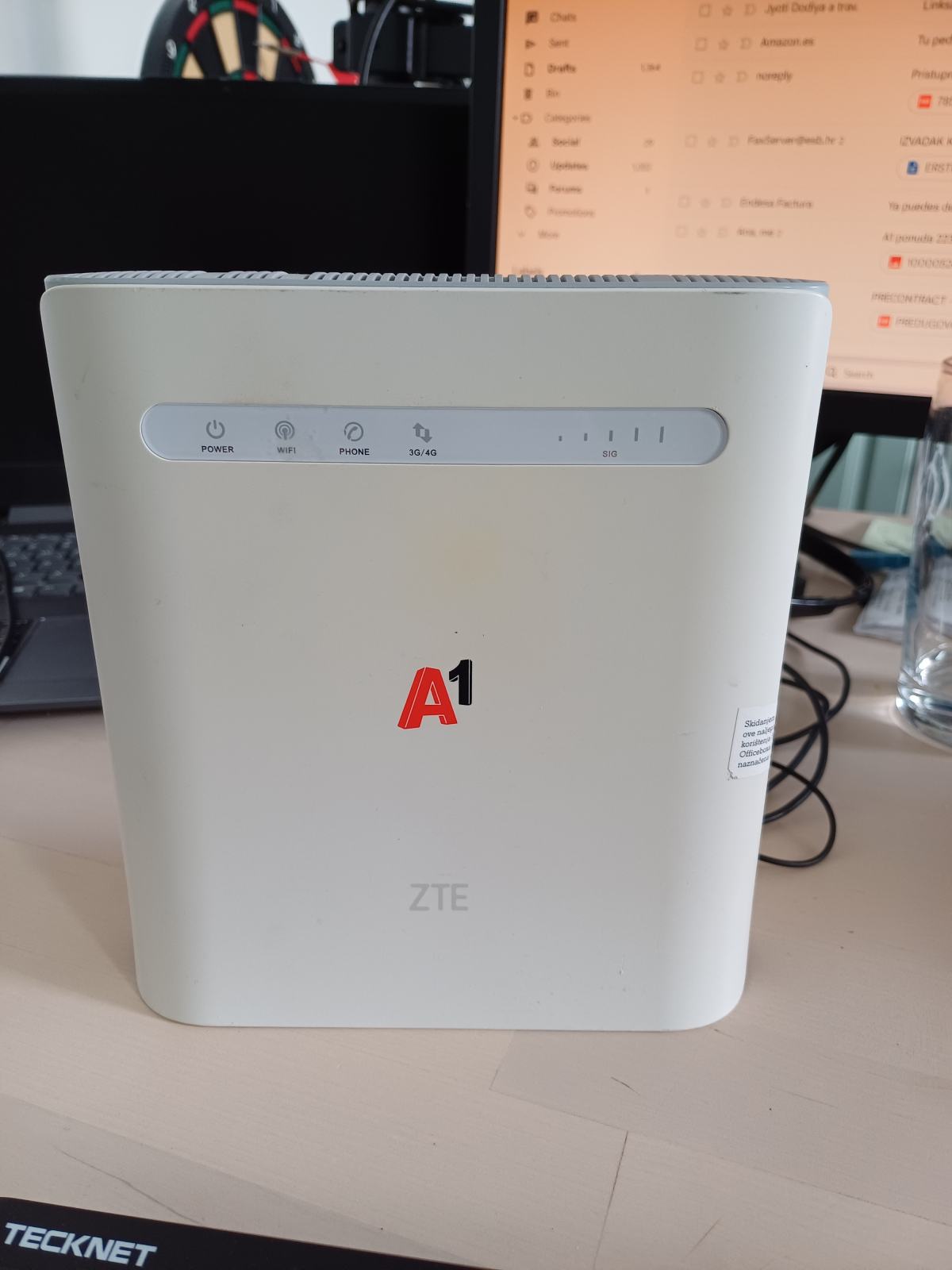 4G router modem ZTE MF286R