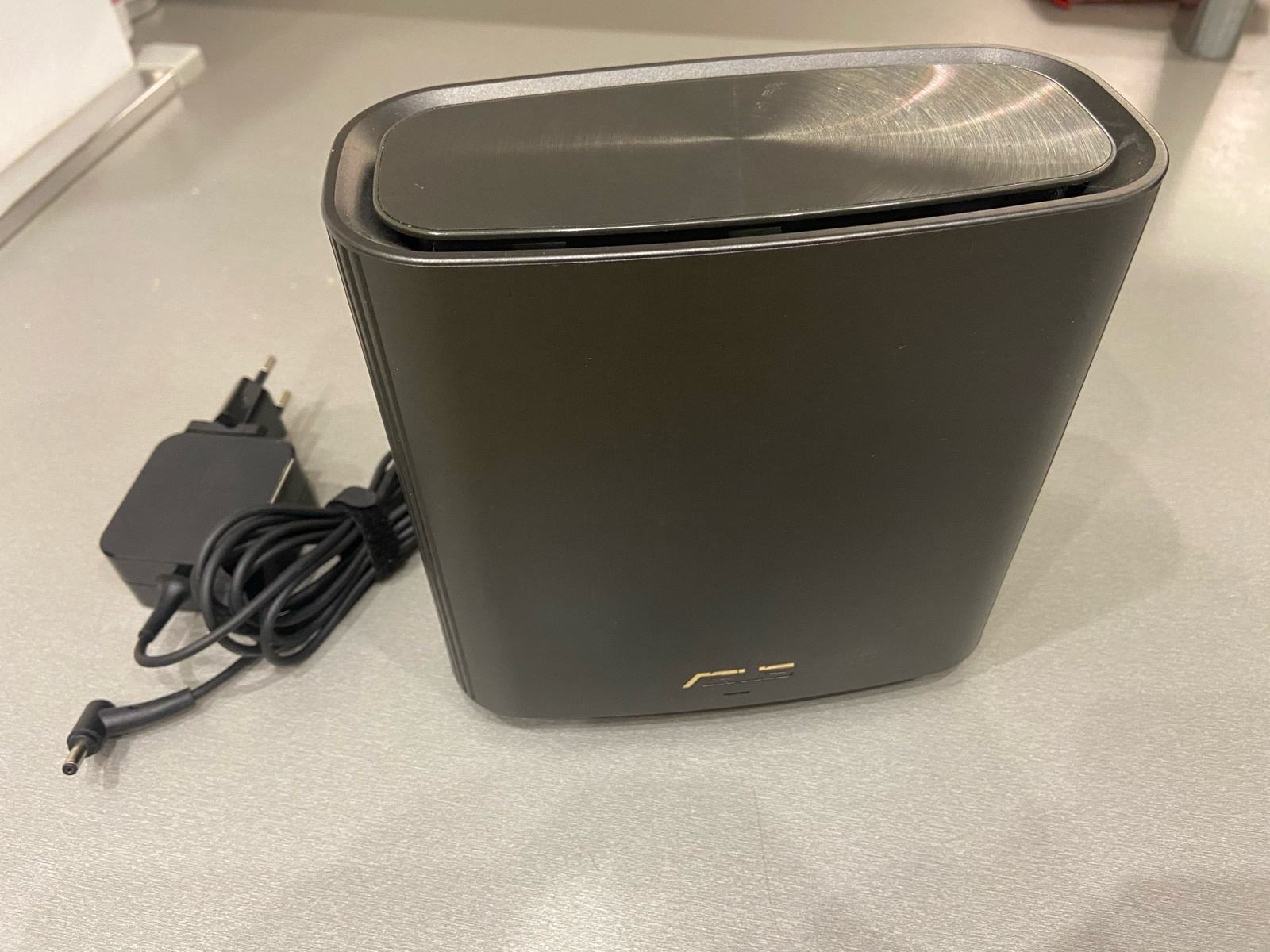 Asus XT8 Router, WIFI 6 , prosirivac interneta za cijelu kucu