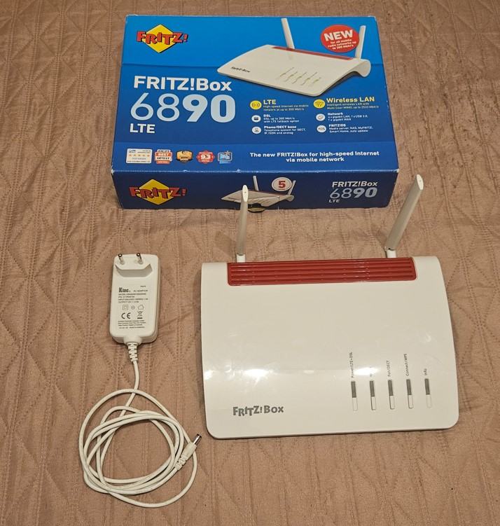 AVM FRITZ!Box 6890 LTE WLAN ruter Integrirani modem: LTE