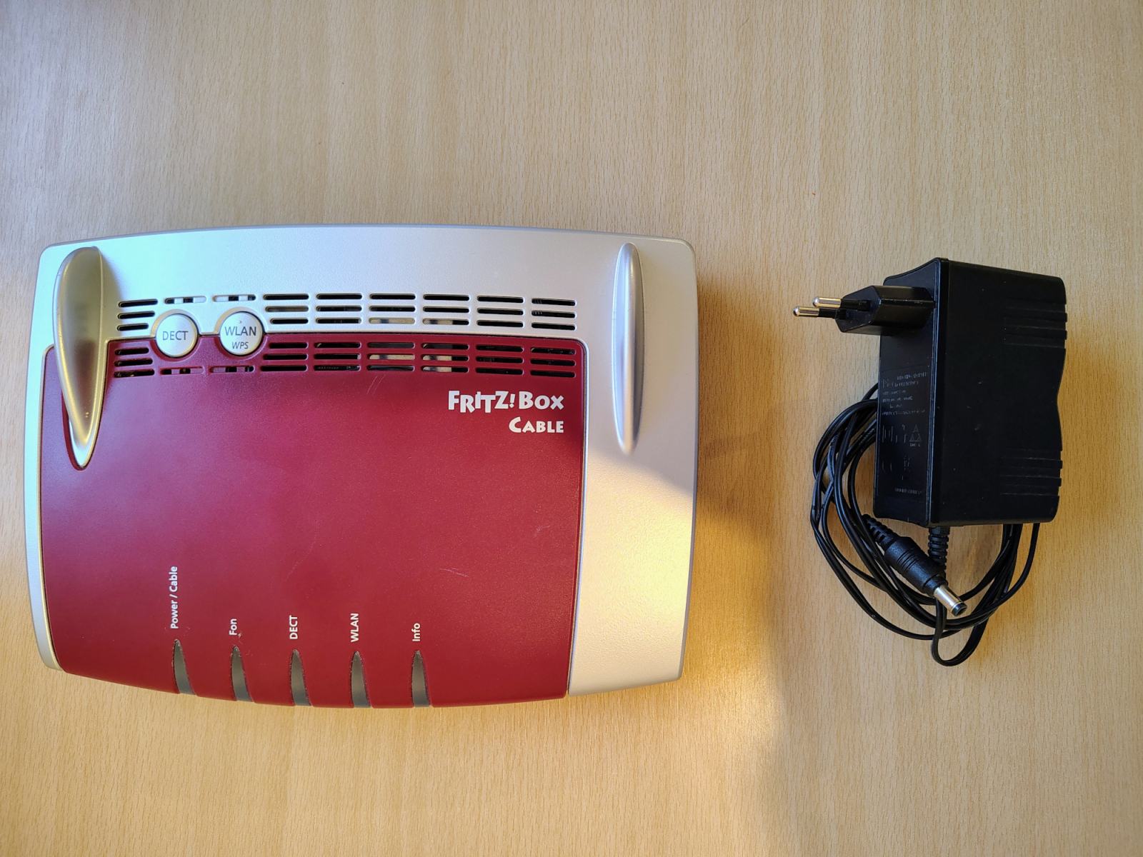 Fritz!Box 6490 kablovski gigabitni router Fritzbox mesh podrska